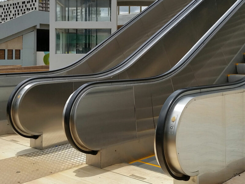 Fabricação e Manutenção de Escada Rolante Heavy Duty - Elevadores Villarta