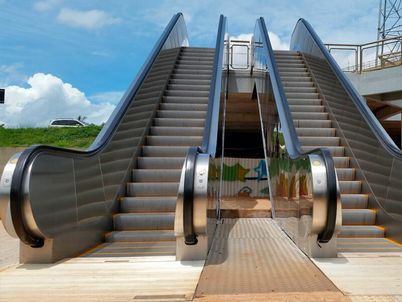 Fabricação e Manutenção de Escada Rolante Externa - Elevadores Villarta